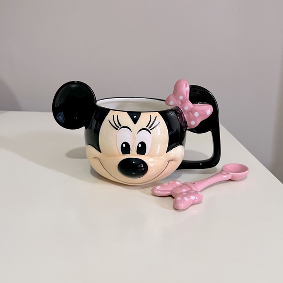 Disney | Kitchen | Disney Minnie Mouse Mug With Spoon | Poshmark
